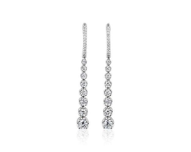 Graduating Diamond Drop Earrings in 14k White Gold (1 ct. tw.)