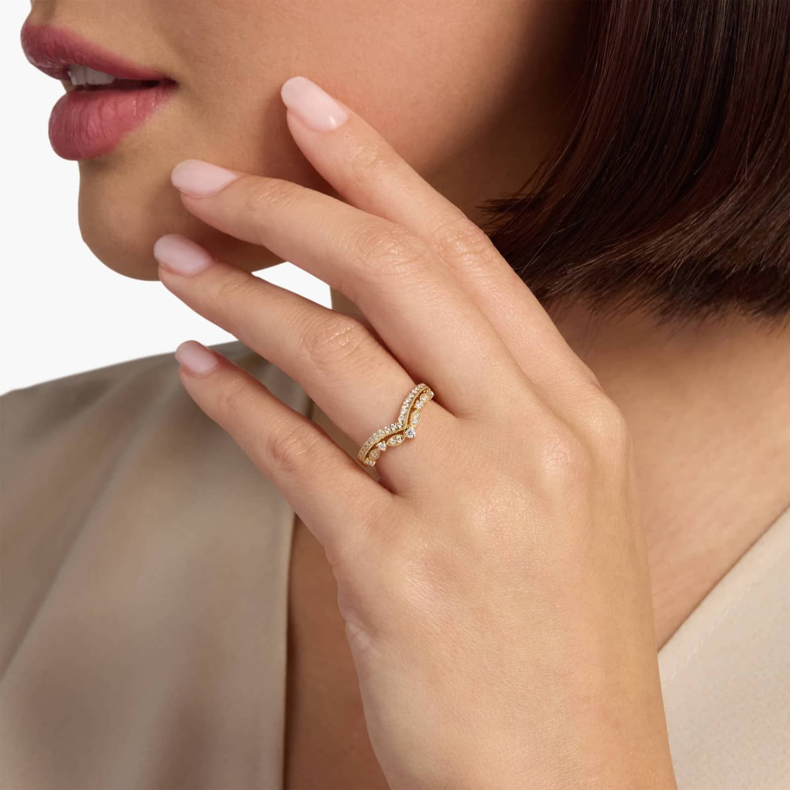 Regal Curved Diamond Ring in 14k Yellow Gold (1/4 ct. tw.)