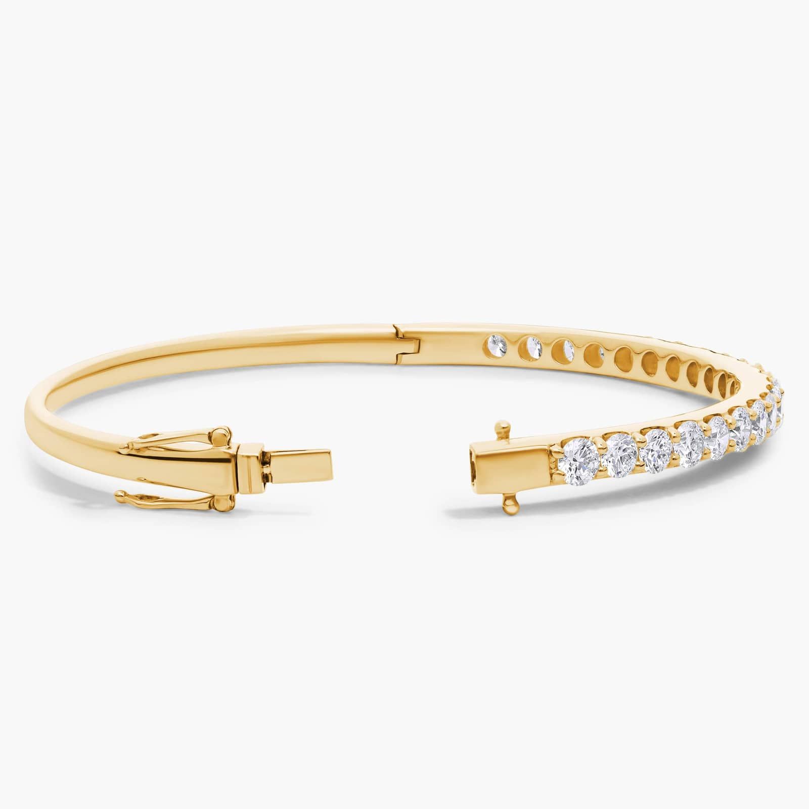 Lab Grown Diamond Pavé Bangle Bracelet in 14k Yellow Gold (5 ct. tw.)
